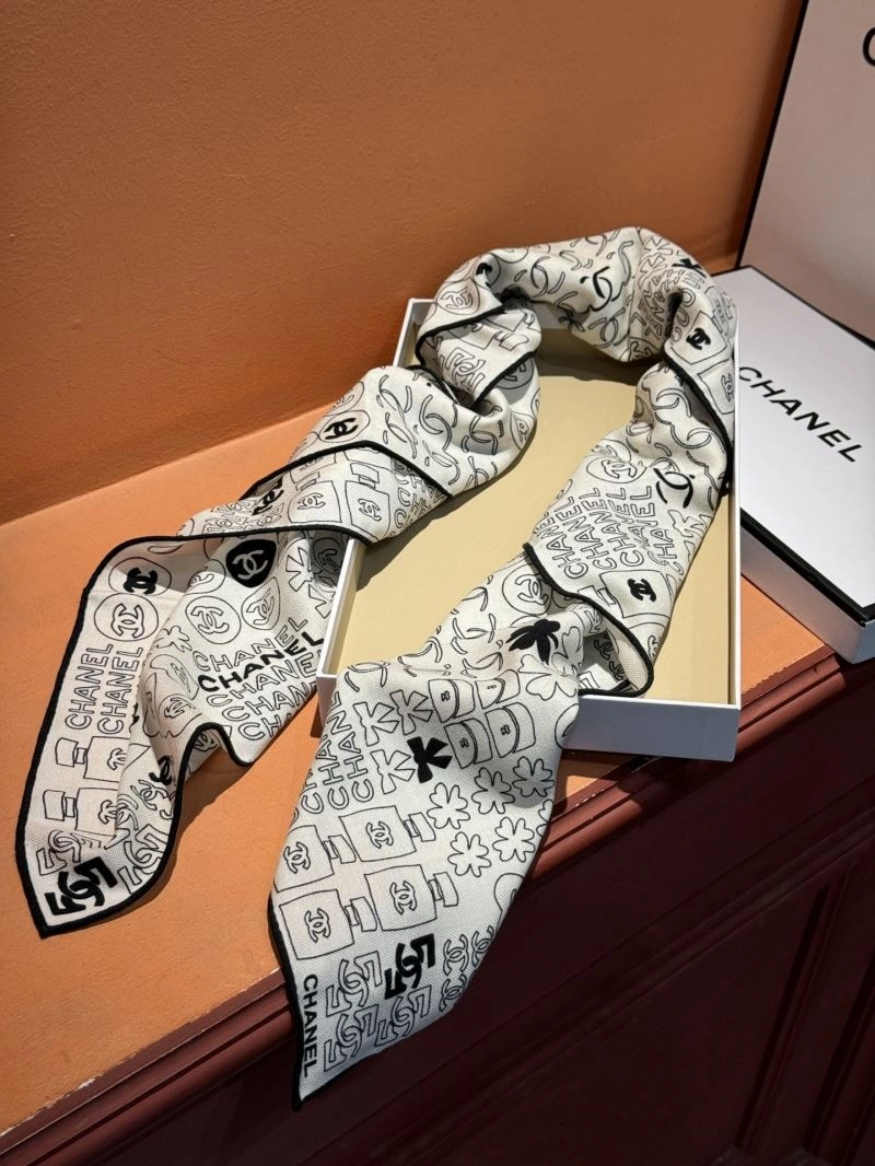 Low-cost Chanel Scarf