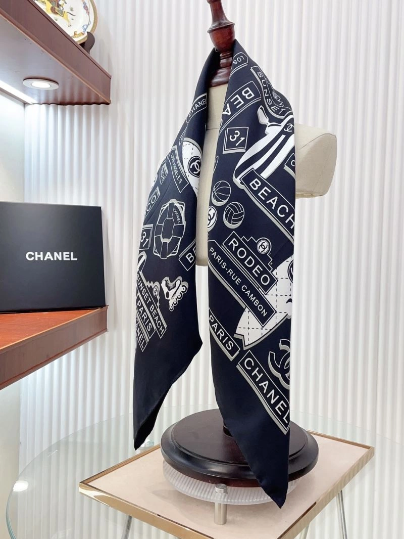 Accurate model Chanel Scarf