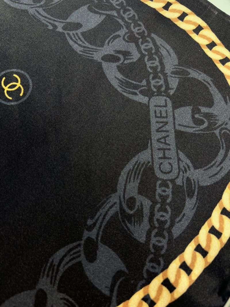 Bargain Chanel Scarf
