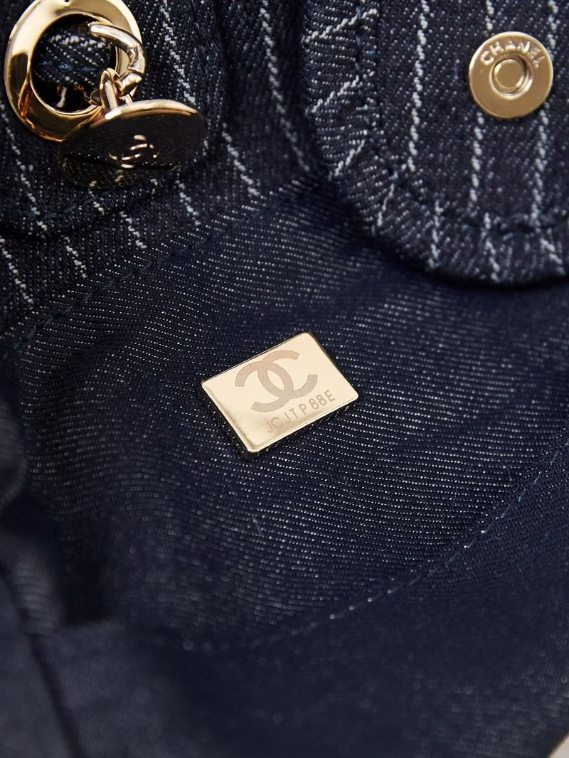 Inexpensive Chanel Shopping Bags