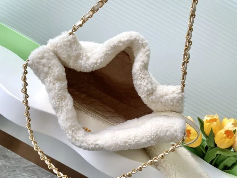 Perfect replica Chanel Shopping Bags