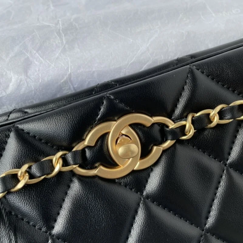 Bargain Chanel Shopping Bags