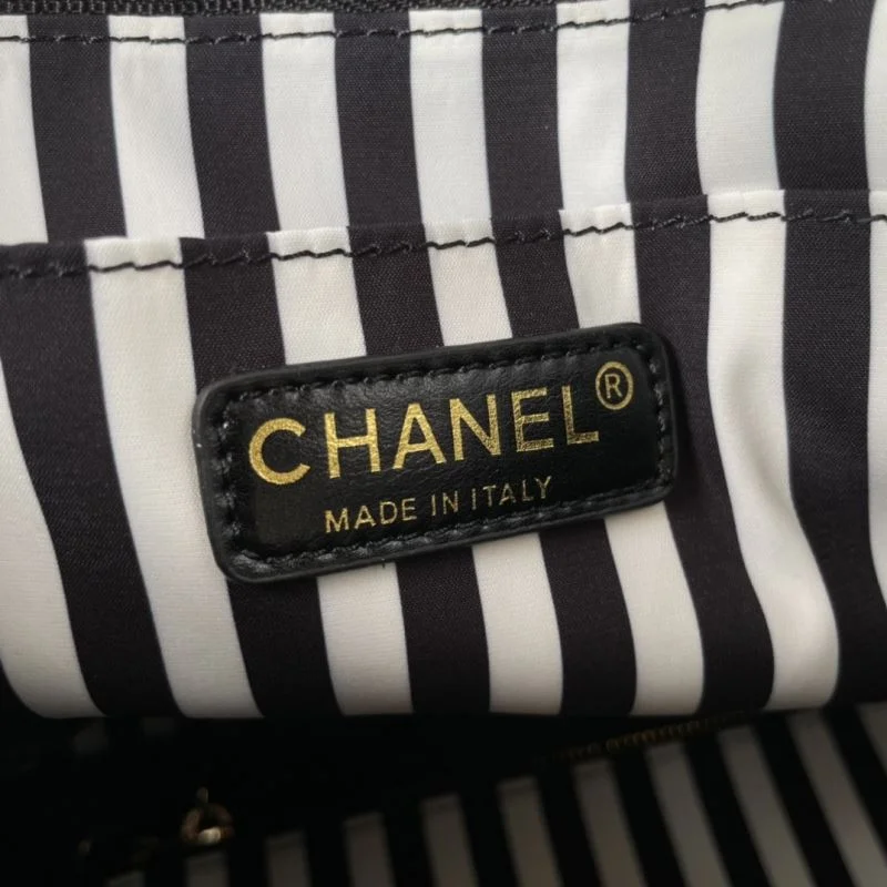 Inexpensive Chanel Shopping Bags