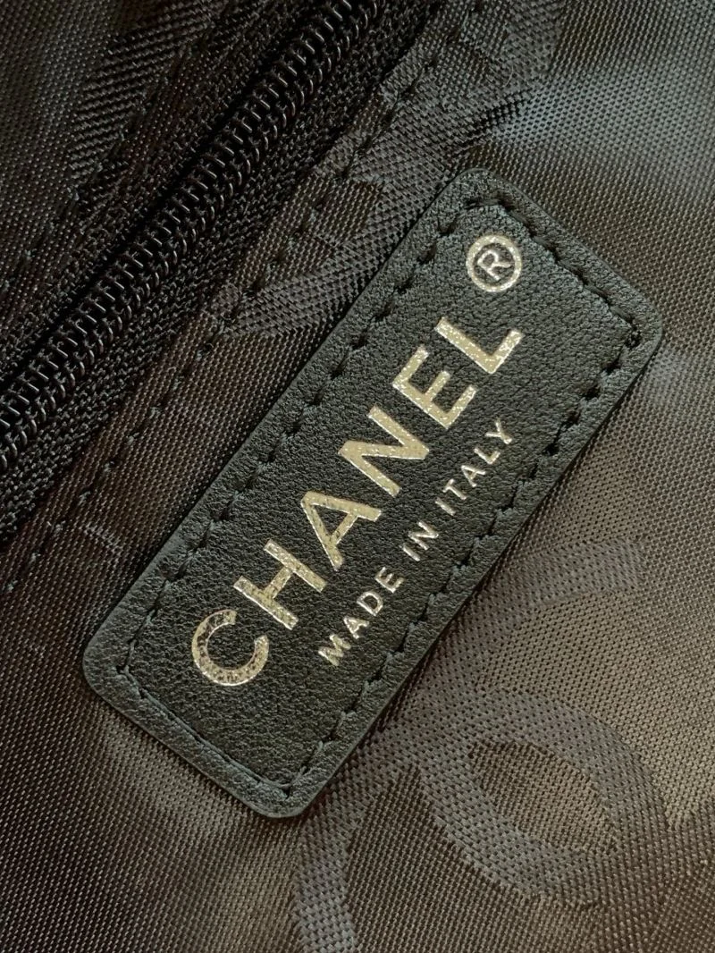 Top match Chanel Shopping Bags
