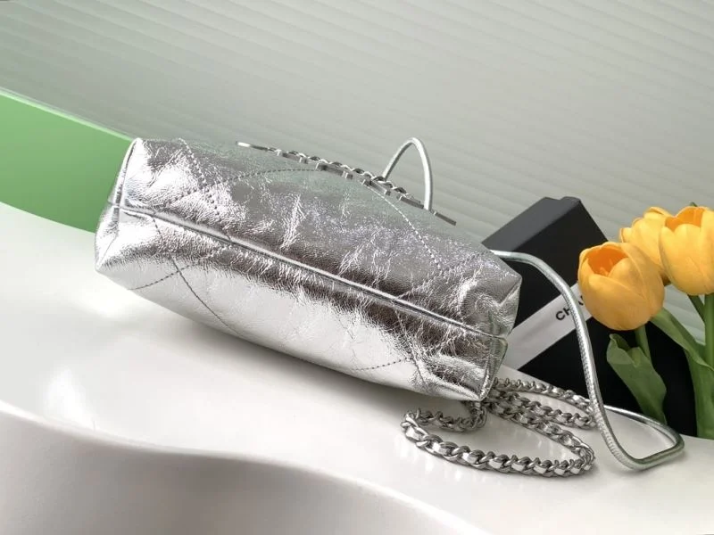 Brand-original Chanel Shopping Bags