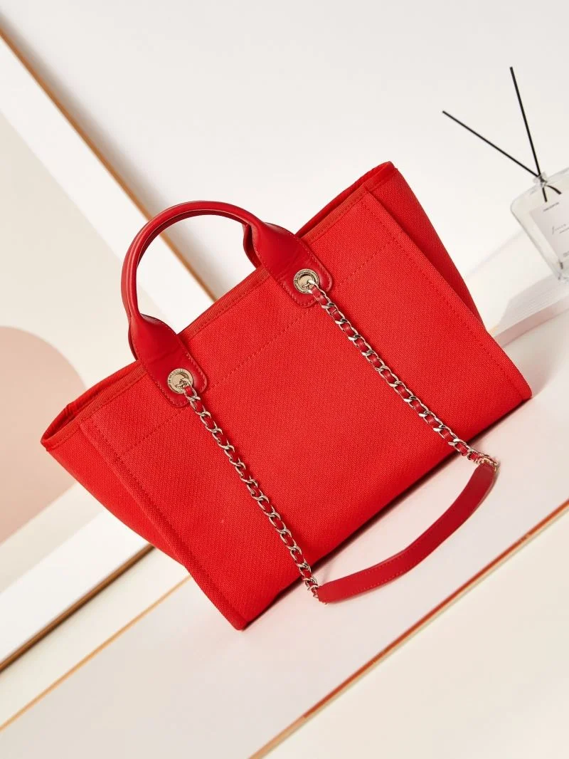 Top match Chanel Shopping Bags