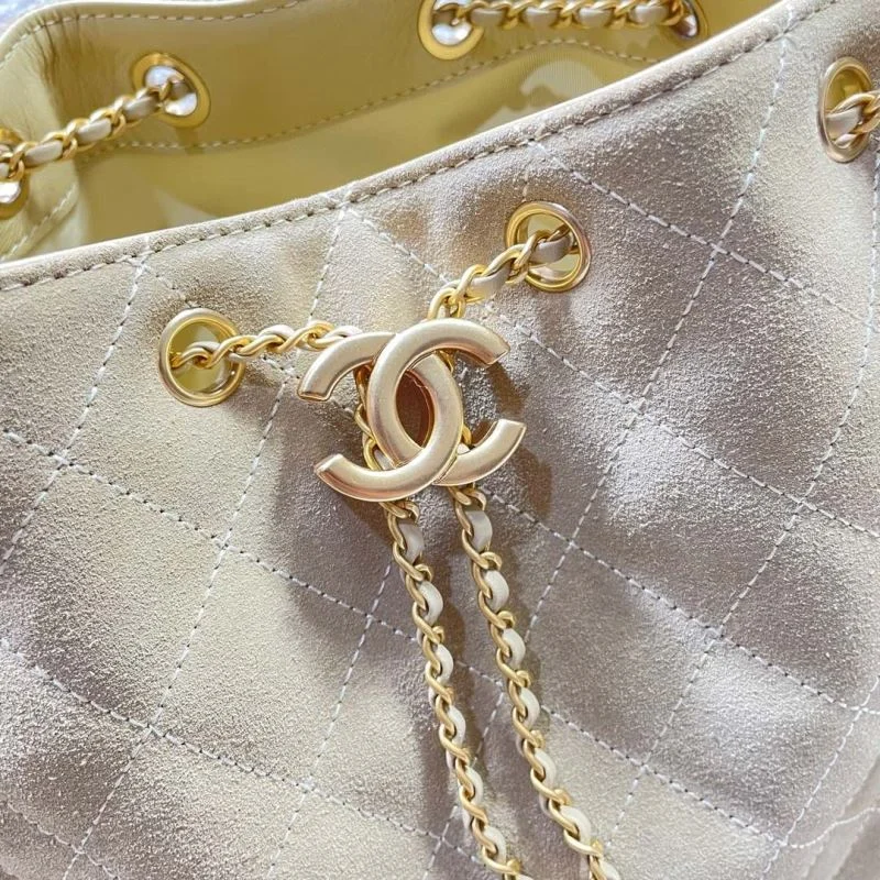 Top mirror Chanel Shopping Bags
