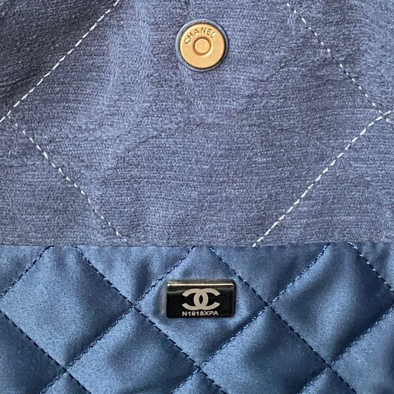 Reasonably priced Chanel Shopping Bags