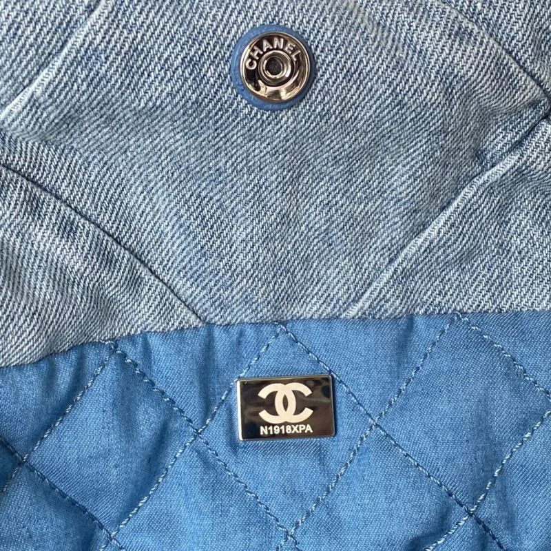 Bargain Chanel Shopping Bags