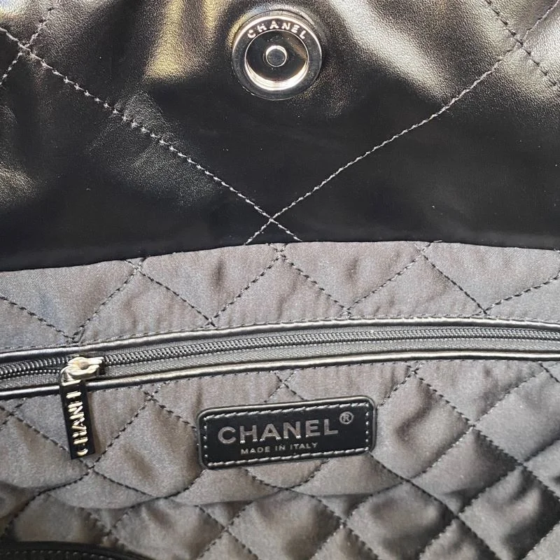 Cut-rate Chanel Shopping Bags