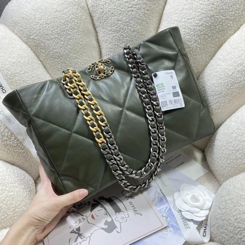 Accurate model Chanel Shopping Bags