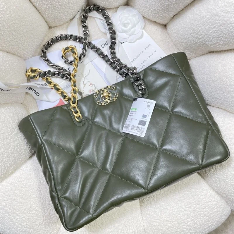Accurate model Chanel Shopping Bags