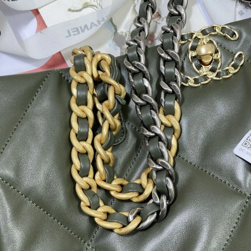 Accurate model Chanel Shopping Bags