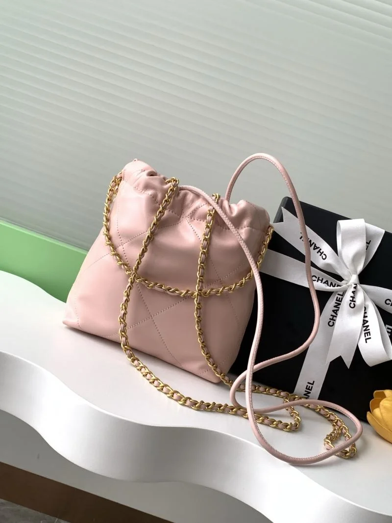 Top match Chanel Shopping Bags