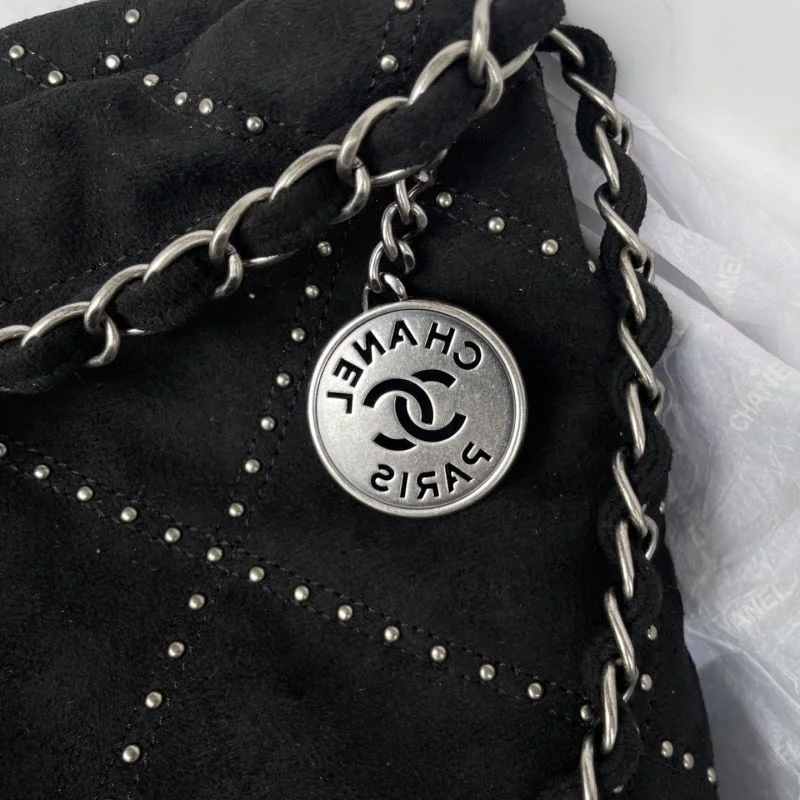 Inexpensive Chanel Shopping Bags