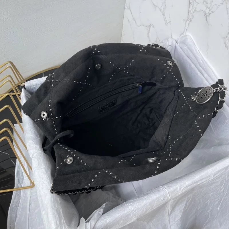 Inexpensive Chanel Shopping Bags
