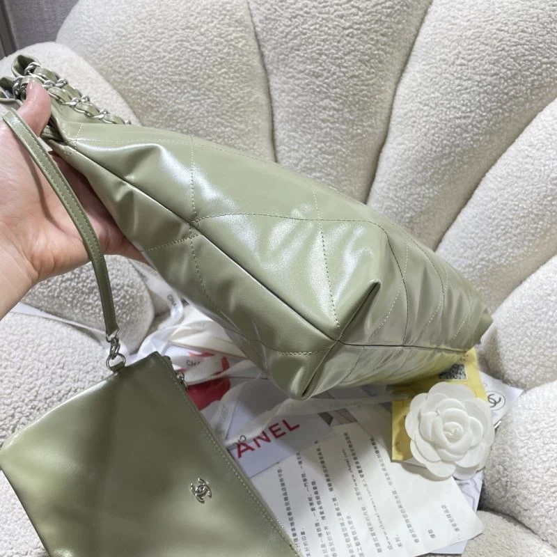Accurate model Chanel Shopping Bags