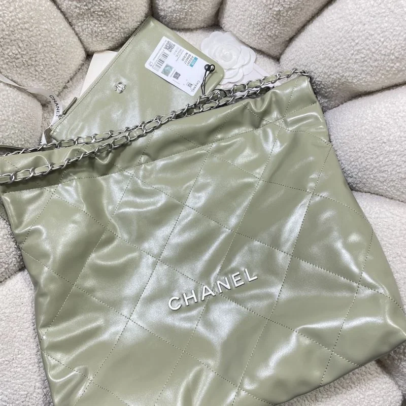 Accurate model Chanel Shopping Bags