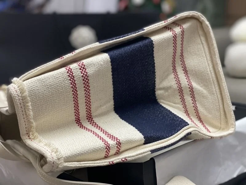 1:1 copy Chanel Shopping Bags