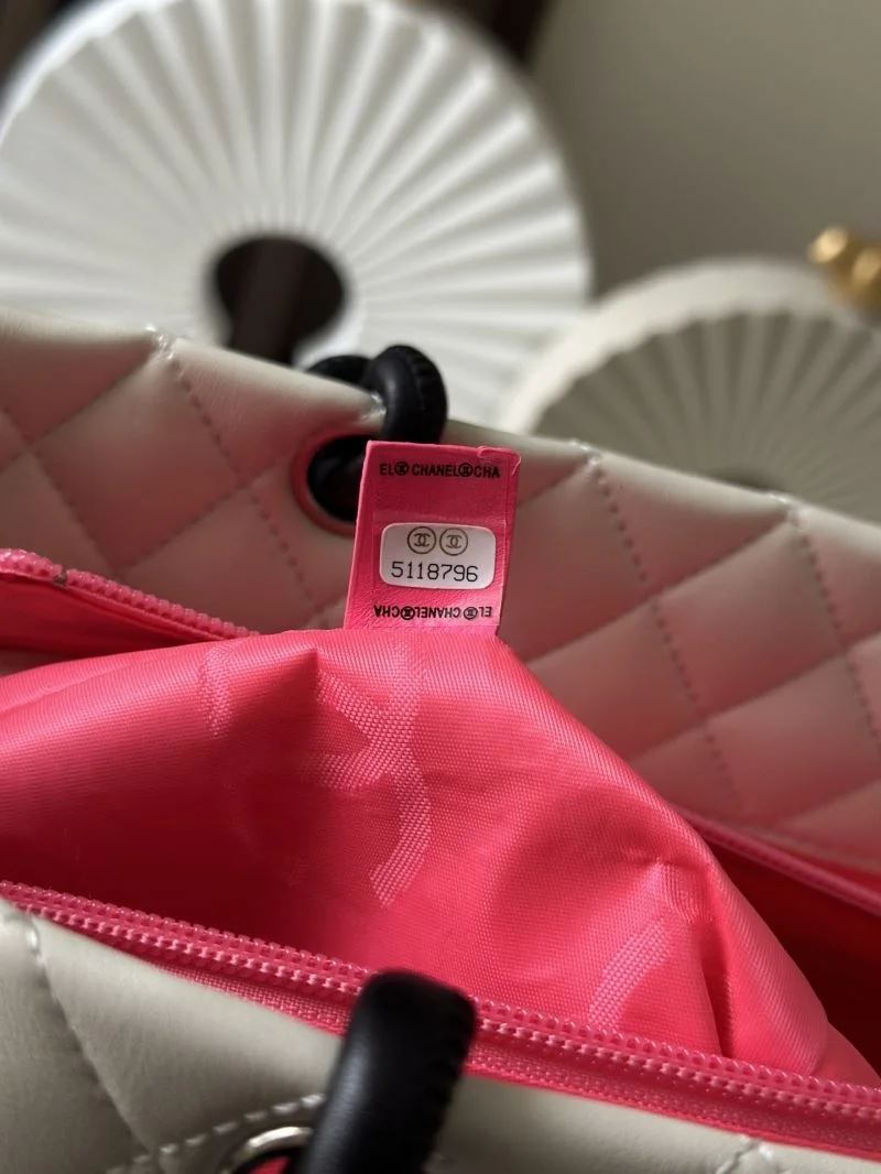 Perfect replica Chanel Shopping Bags