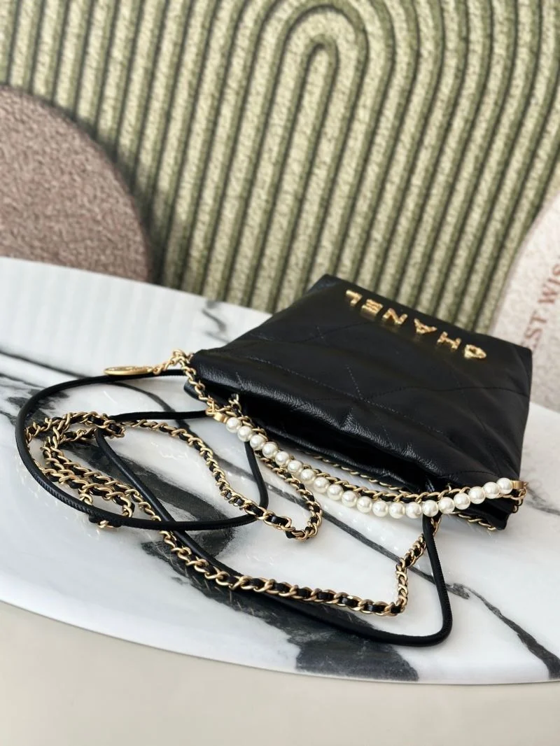 Inexpensive Chanel Shopping Bags