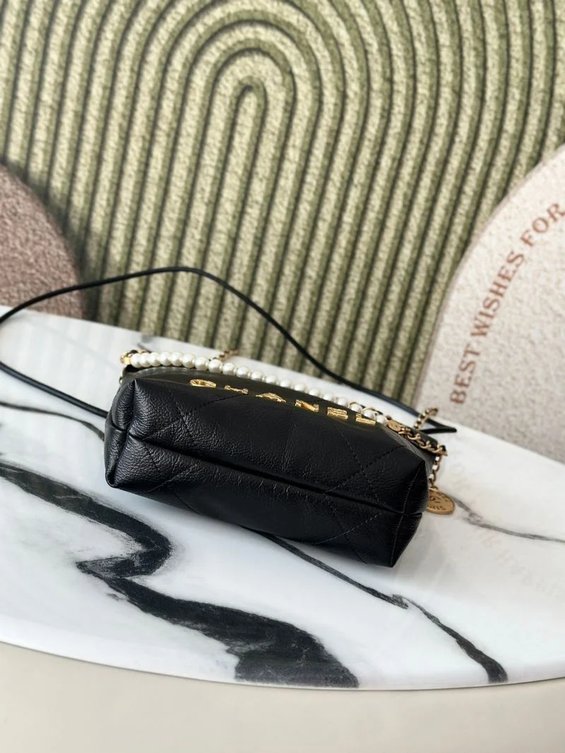 Inexpensive Chanel Shopping Bags