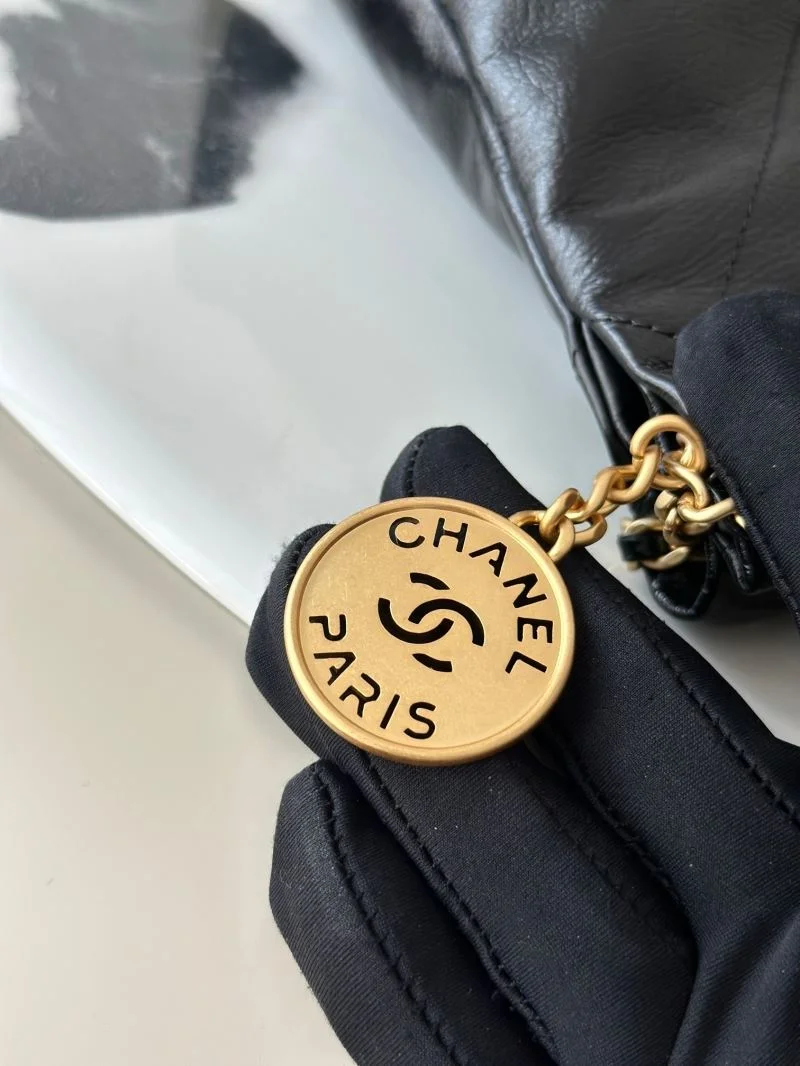 Inexpensive Chanel Shopping Bags
