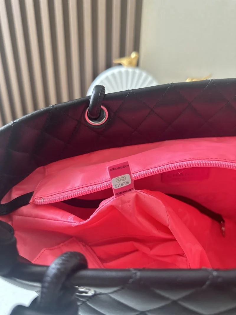 Exact replica Chanel Shopping Bags