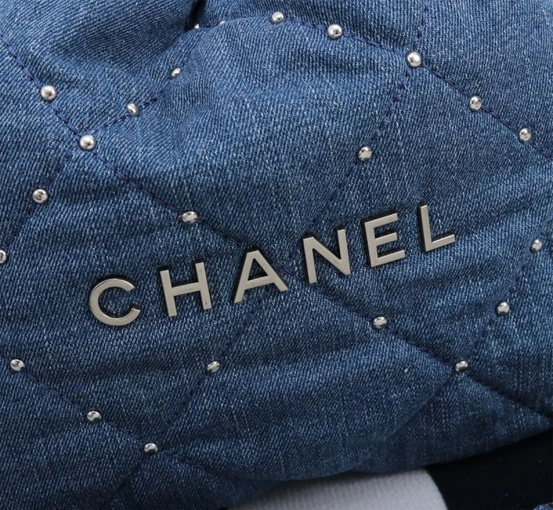 Reasonably priced Chanel Shopping Bags
