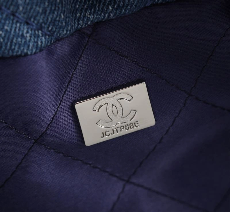 Reasonably priced Chanel Shopping Bags