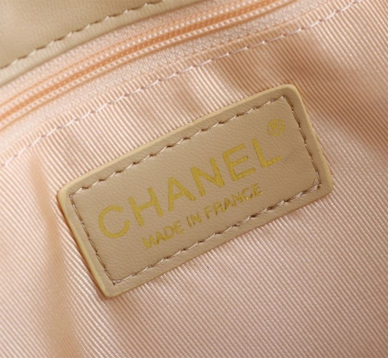 Inexpensive Chanel Shopping Bags