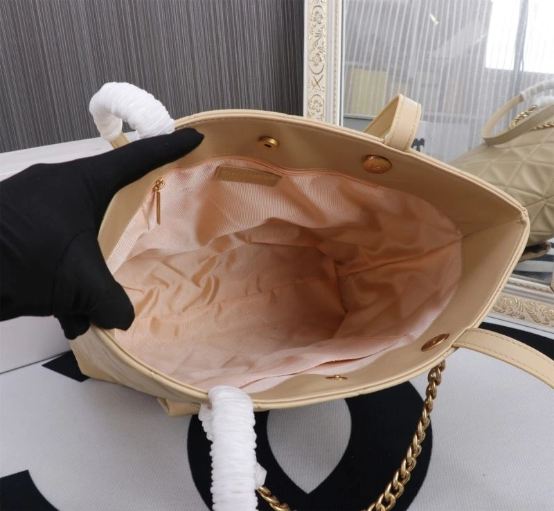 Inexpensive Chanel Shopping Bags