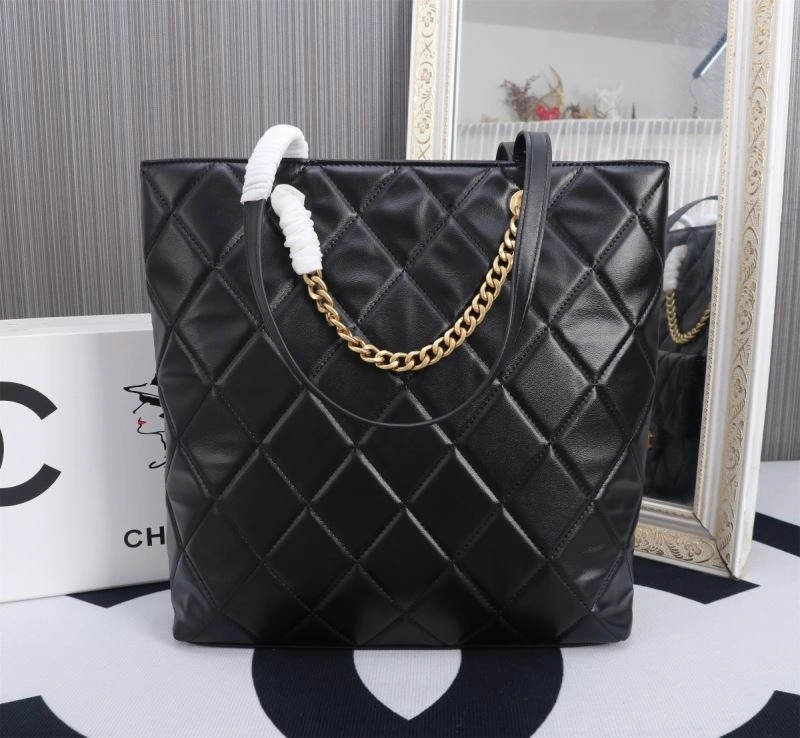 Top match Chanel Shopping Bags