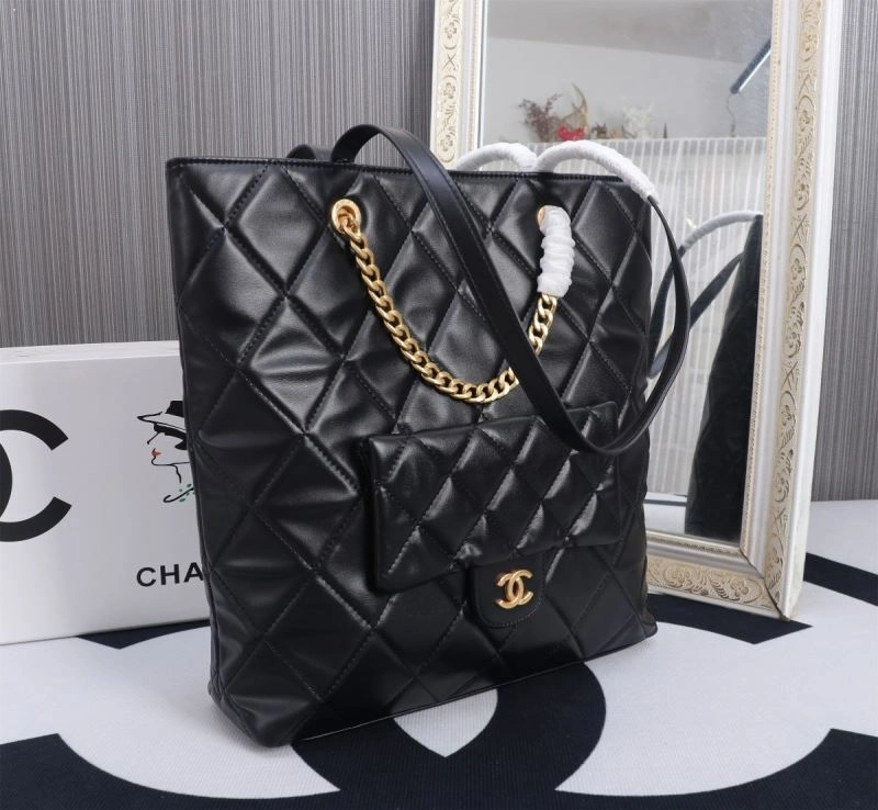 Top match Chanel Shopping Bags