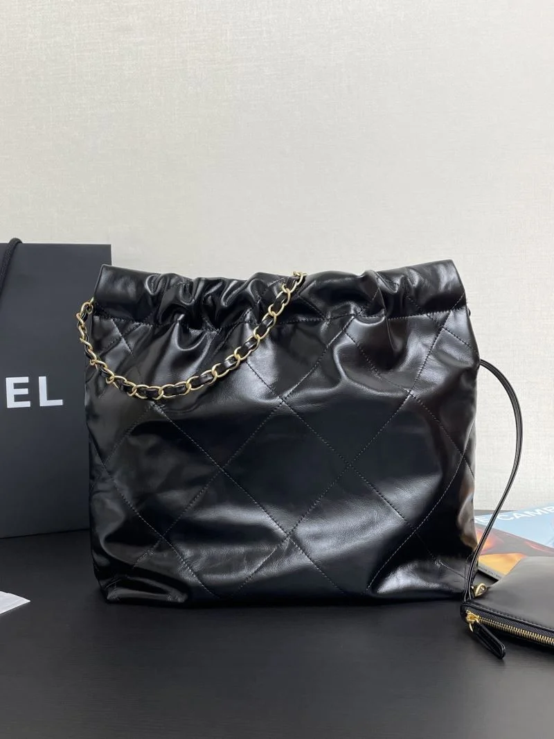 Top mirror Chanel Shopping Bags