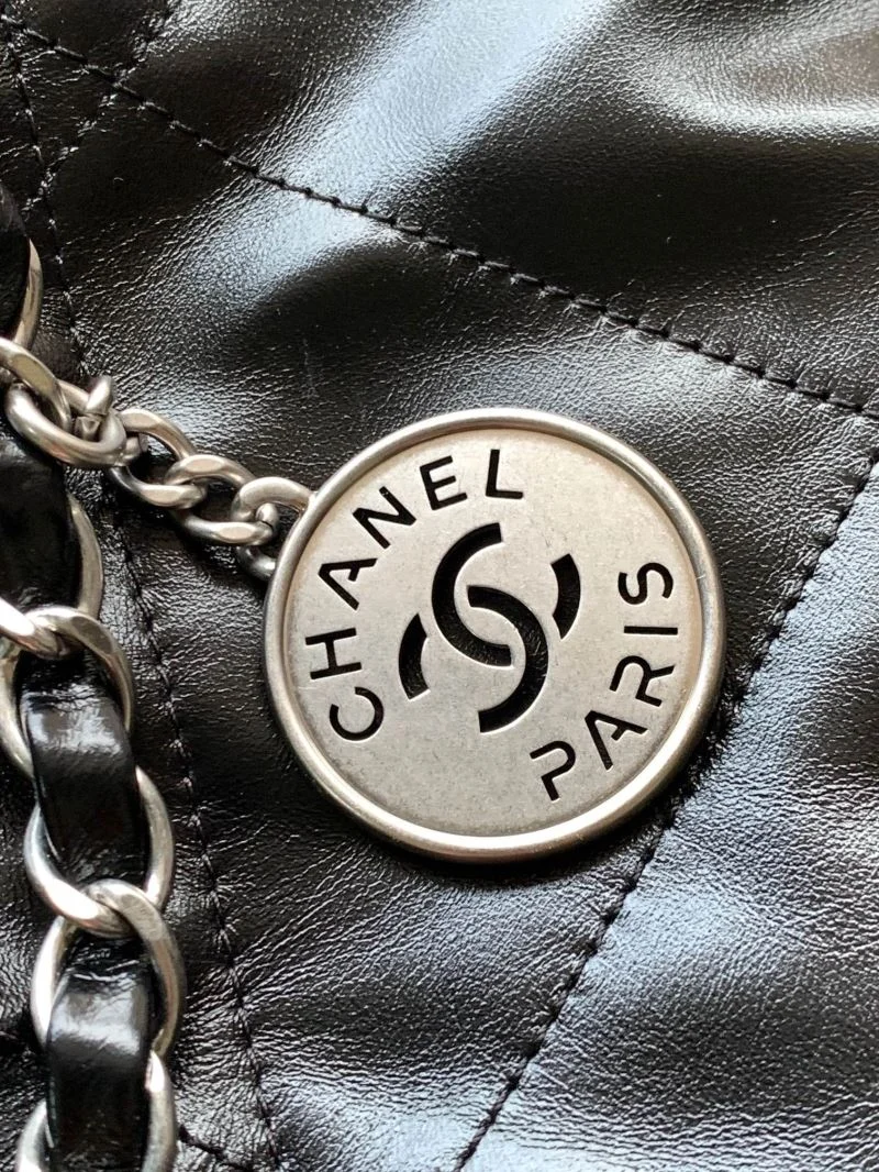 Inexpensive Chanel Shopping Bags