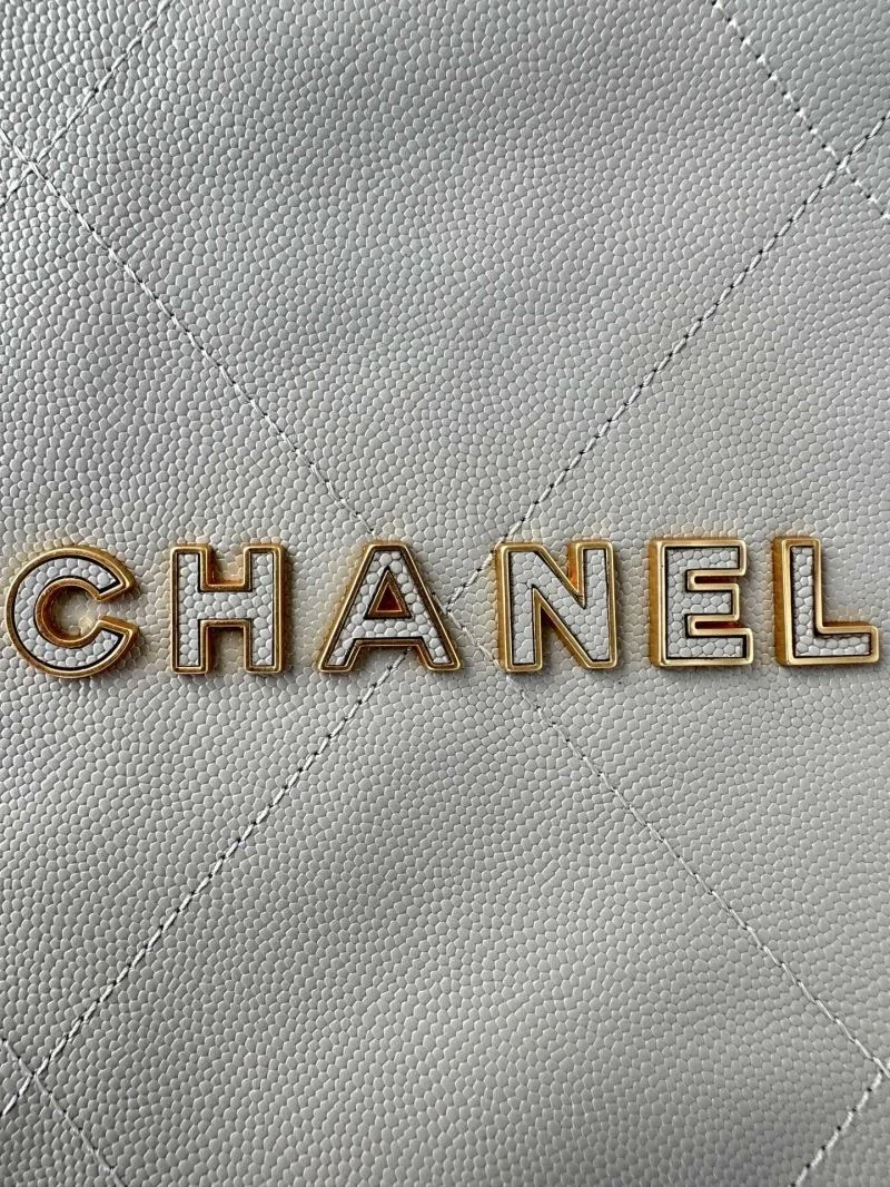 Inexpensive Chanel Shopping Bags