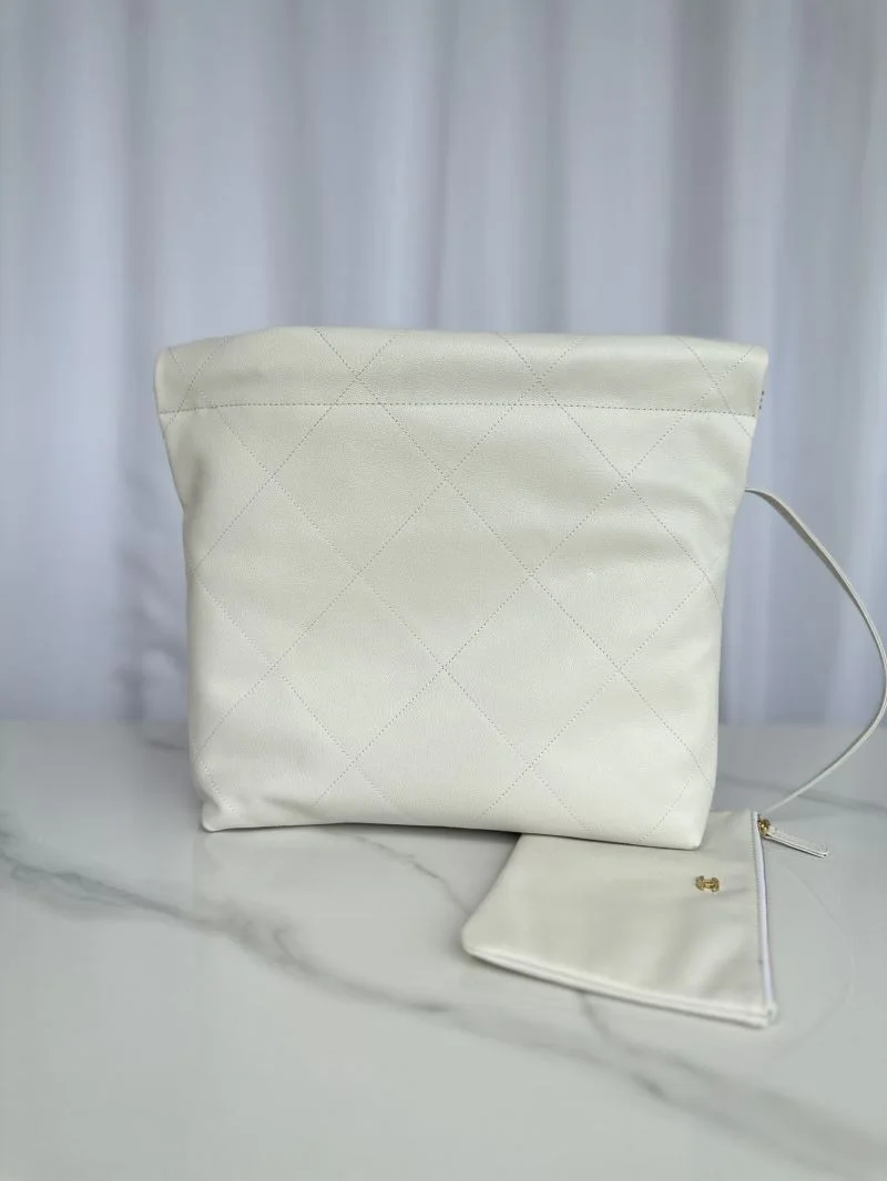 Inexpensive Chanel Shopping Bags