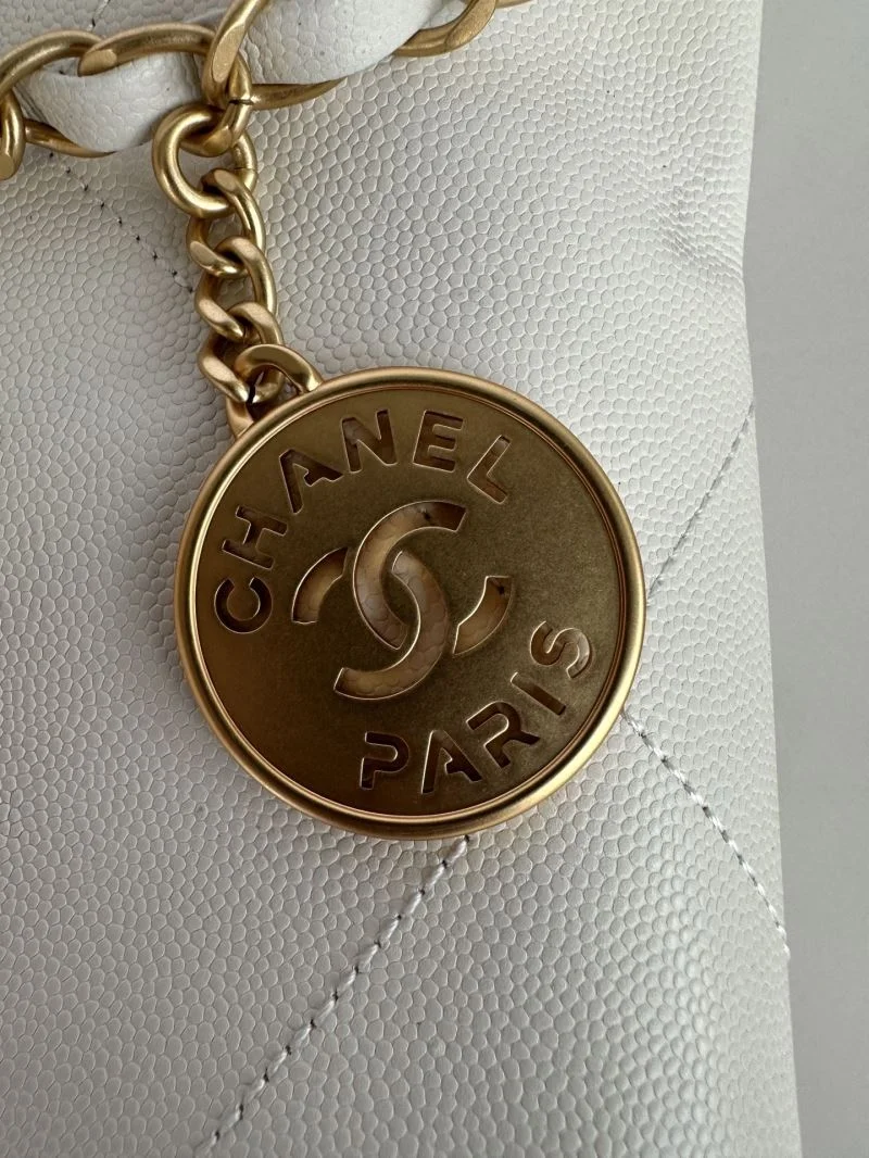 Inexpensive Chanel Shopping Bags