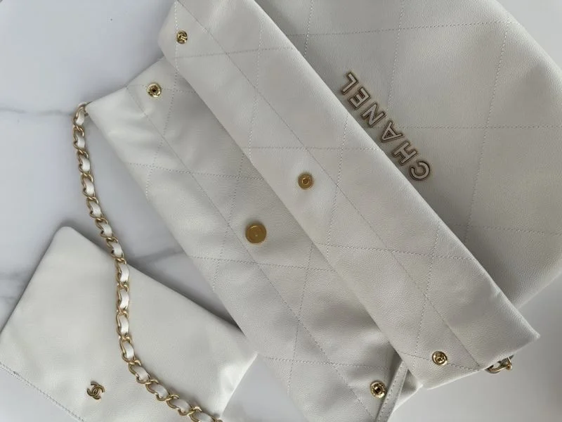 Inexpensive Chanel Shopping Bags