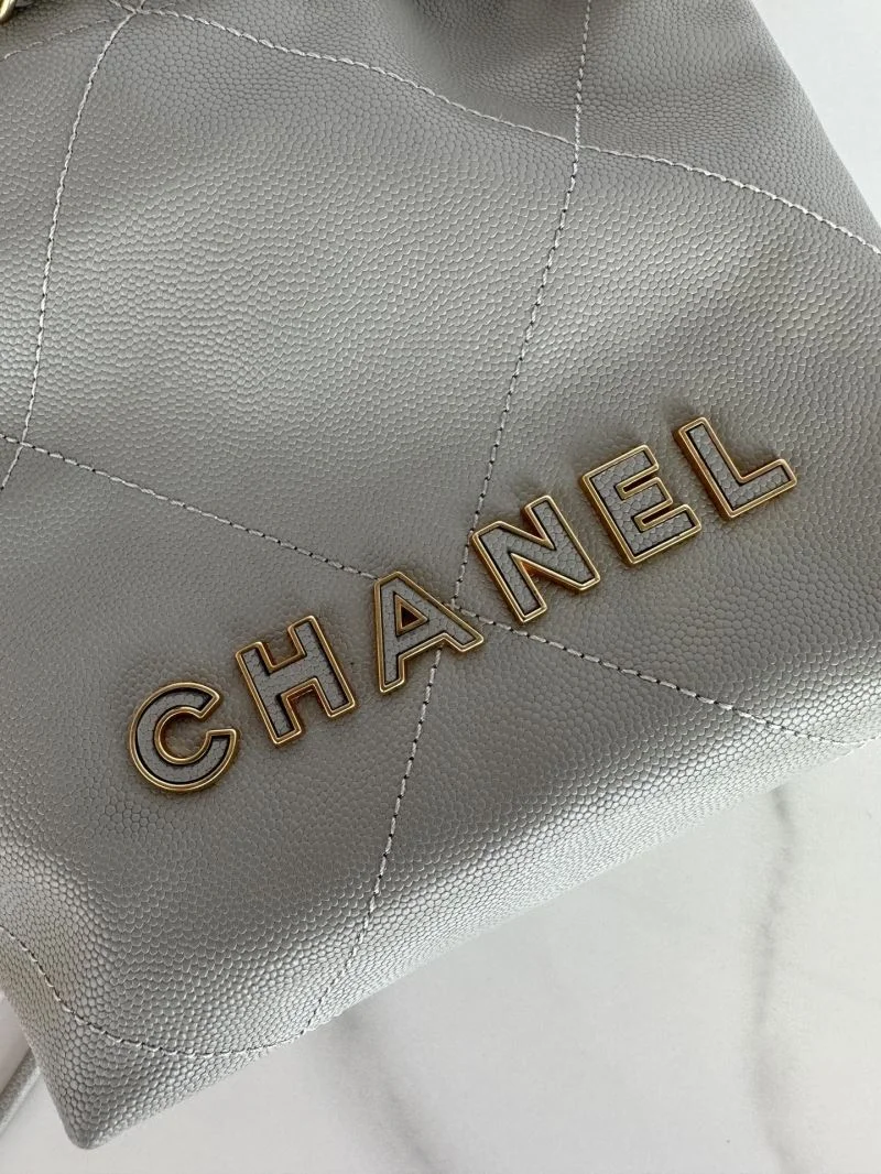 Top match Chanel Shopping Bags