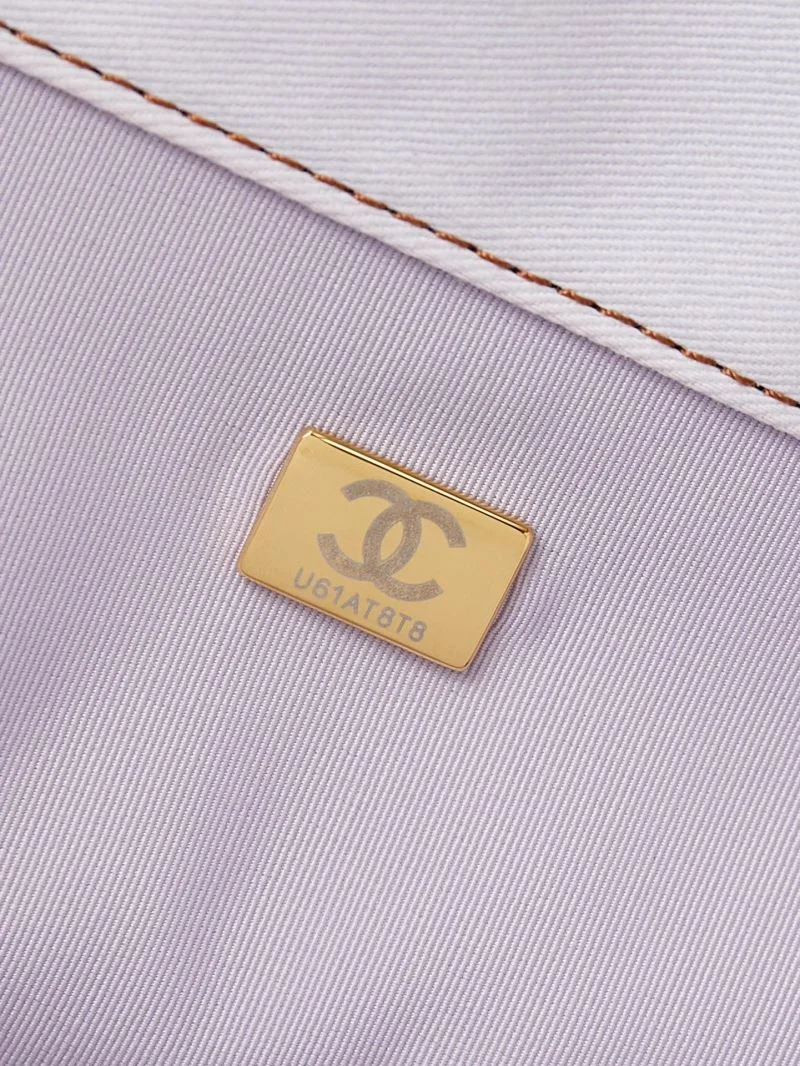 Top match Chanel Shopping Bags