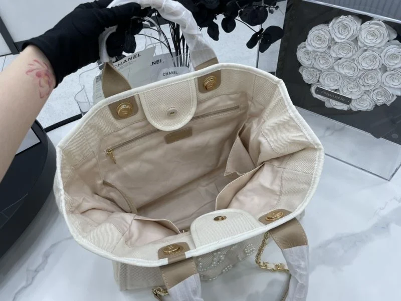 Top mirror Chanel Shopping Bags