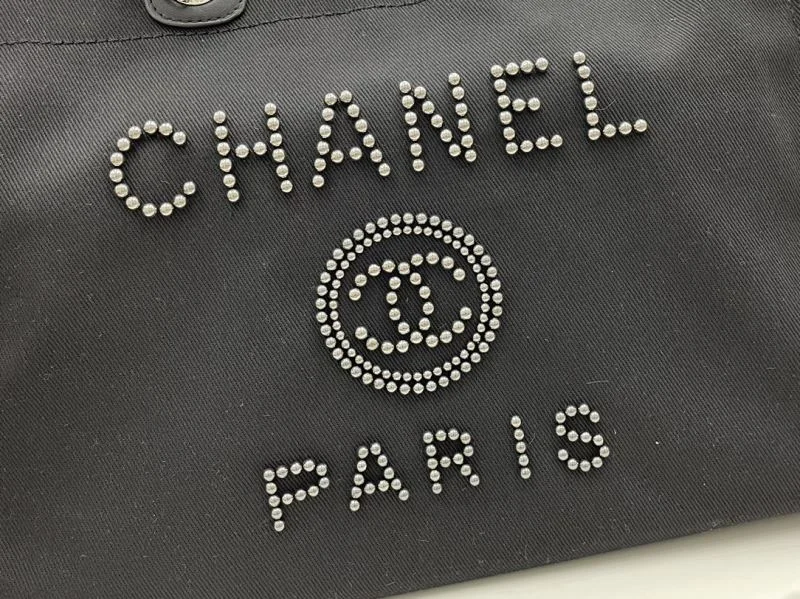 Reasonably priced Chanel Shopping Bags