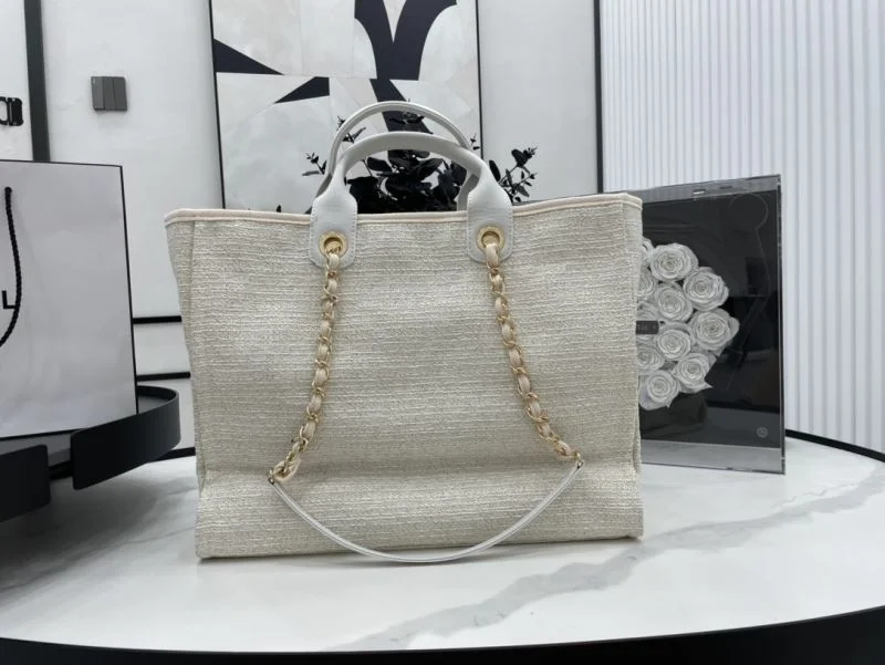 Accurate model Chanel Shopping Bags