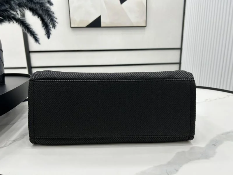High accuracy Chanel Shopping Bags