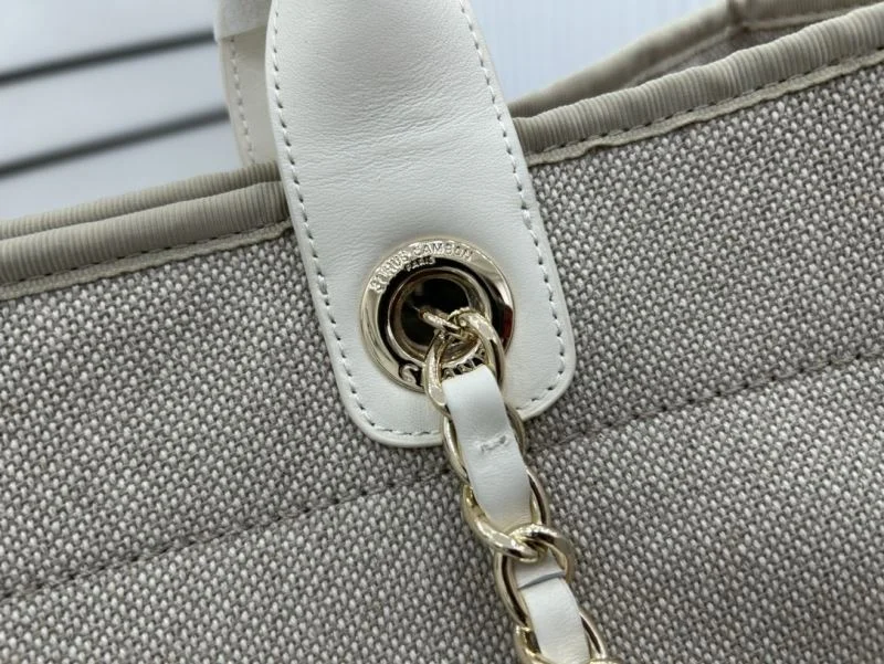 Perfect replica Chanel Shopping Bags