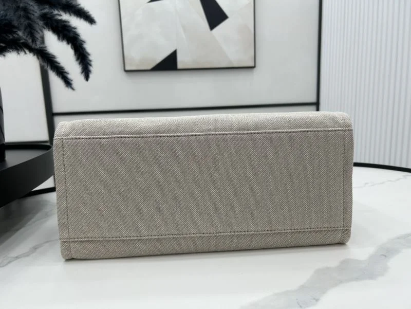Perfect replica Chanel Shopping Bags