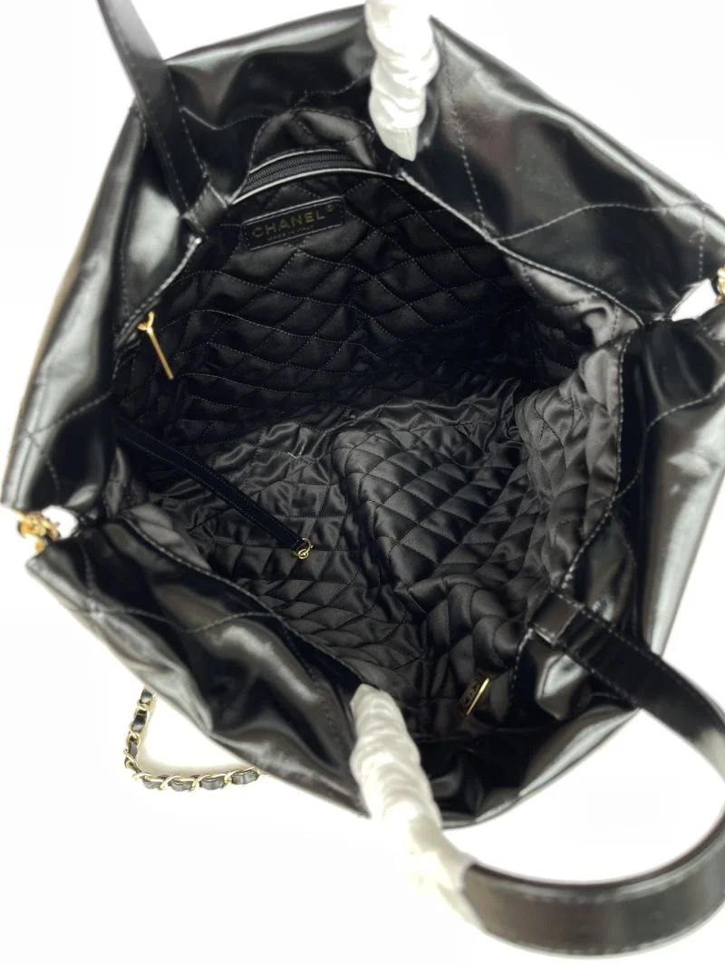 Accurate model Chanel Shopping Bags