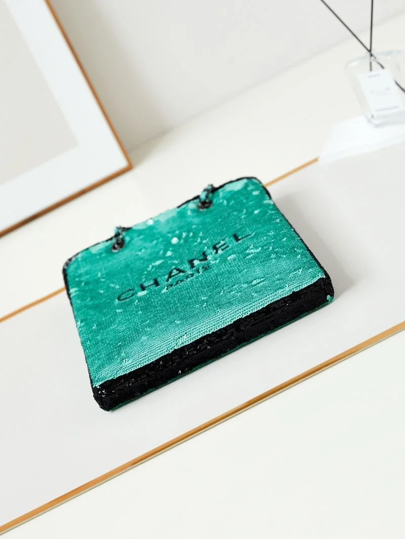 Top mirror Chanel Shopping Bags